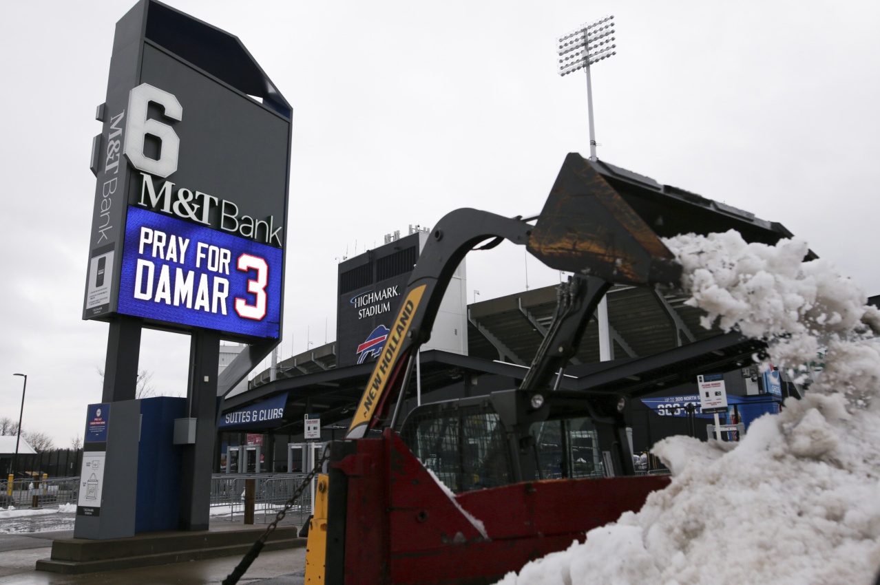 Damar Hamlin shows 'signs of improvement,' Buffalo Bills say Damar Hamlin shows 'signs of improvement,' Buffalo Bills say
